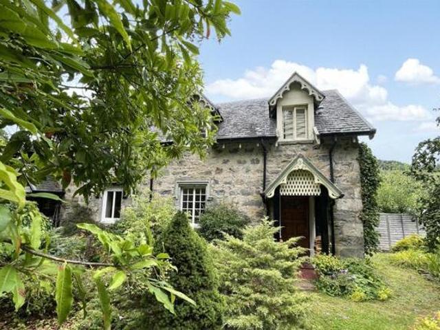 2 Bedroom Semi detached House For Sale In Beauly, Highland