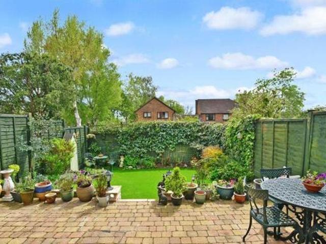 2 Bedroom Semi detached House For Sale In Bearsted, Maidstone