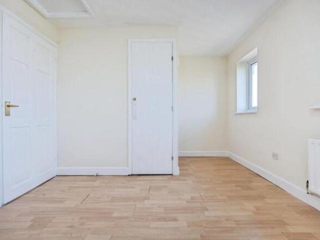 2 bedroom semi detached house for sale in Belfry Close, Elstow, Bedford, Bedfordshire, MK42