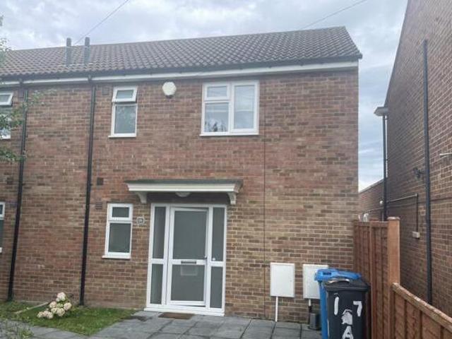 2 Bedroom Semi detached House For Sale In Berkshire