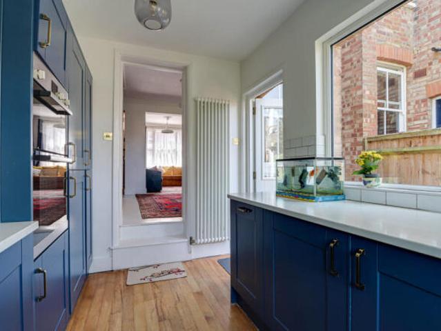 2 bedroom semi detached house for sale in Bernard Street, St Albans, AL3
