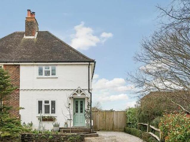 2 Bedroom Semi detached House For Sale In Billingshurst