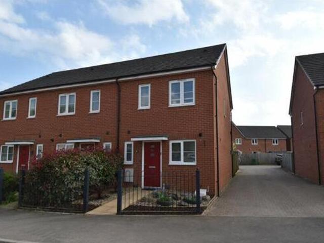 2 Bedroom Semi detached House For Sale In Birmingham, Bromsgrove