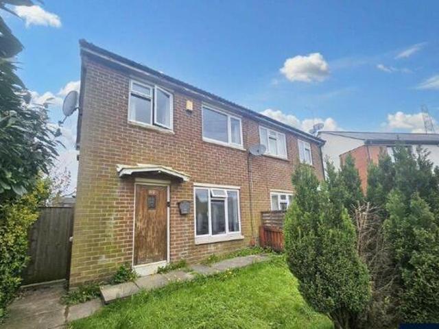 2 Bedroom Semi detached House For Sale In Birstall