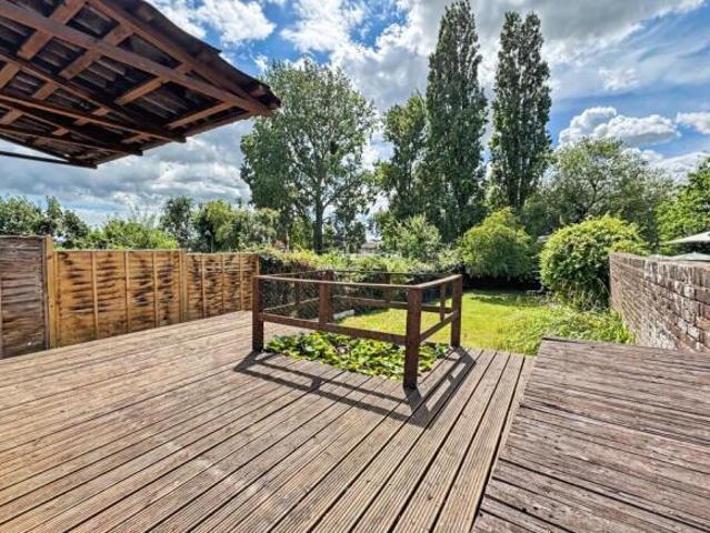 2 bedroom semi detached house for sale in Bitterne, SO18