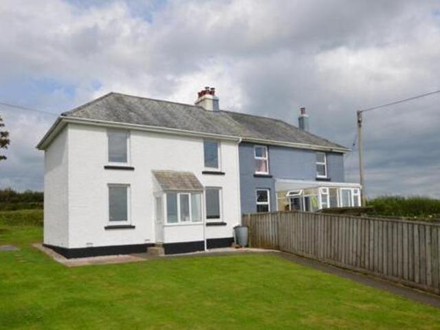 2 Bedroom Semi detached House For Sale In Bodmin, Cornwall