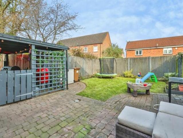 2 bedroom semi detached house for sale in Blackthorn Drive, Nottingham, NG6