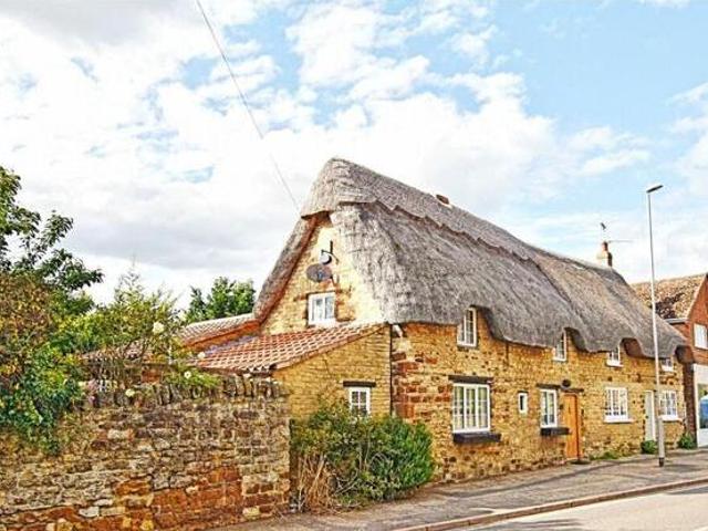 2 Bedroom Semi detached House For Sale In Blisworth, Northampton