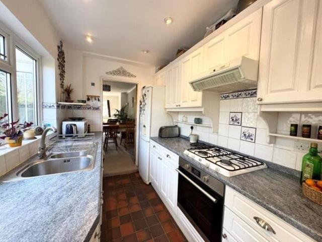 2 bedroom semi detached house for sale in Broad Street, Wood Street Village, Guildford, GU3