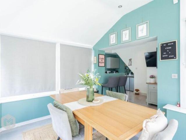 2 bedroom semi detached house for sale in Broadway, Farnworth, BL4