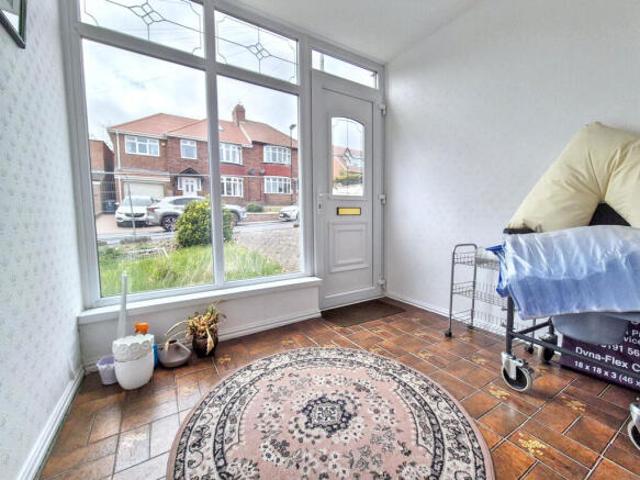 2 bedroom semi detached house for sale in Broomshields Avenue, Sunderland, Tyne and Wear, SR5 1SH, SR5