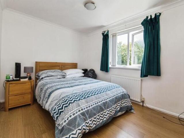 2 bedroom semi detached house for sale in Britten Drive, Exeter, EX2