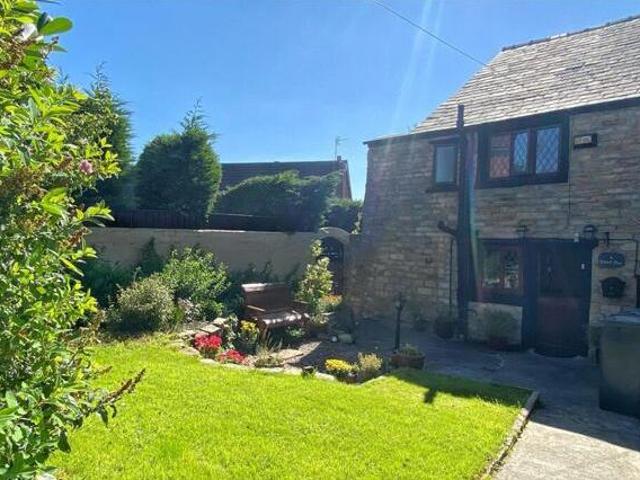 2 Bedroom Semi detached House For Sale In Bury, Greater Manchester