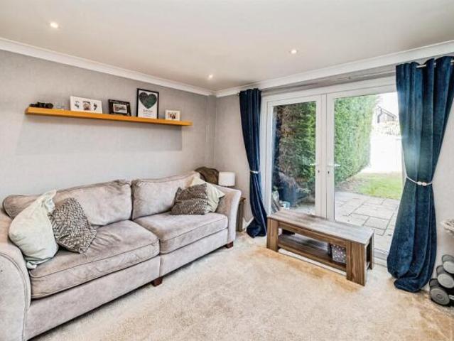 2 bedroom semi detached house for sale in Burlington Road, Burnham, SL1