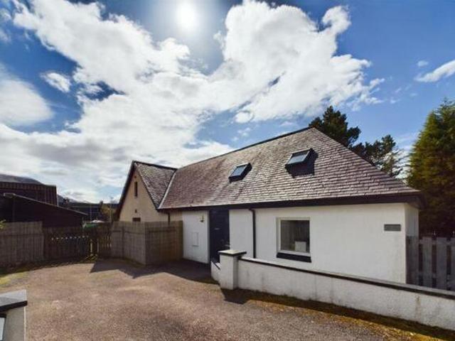 2 Bedroom Semi detached House For Sale In Caol