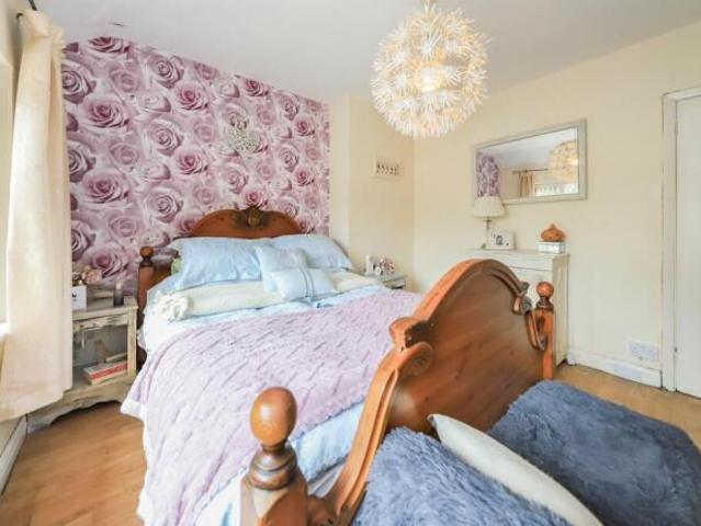 2 bedroom semi detached house for sale in Carlton Avenue, Wolverhampton, WV11