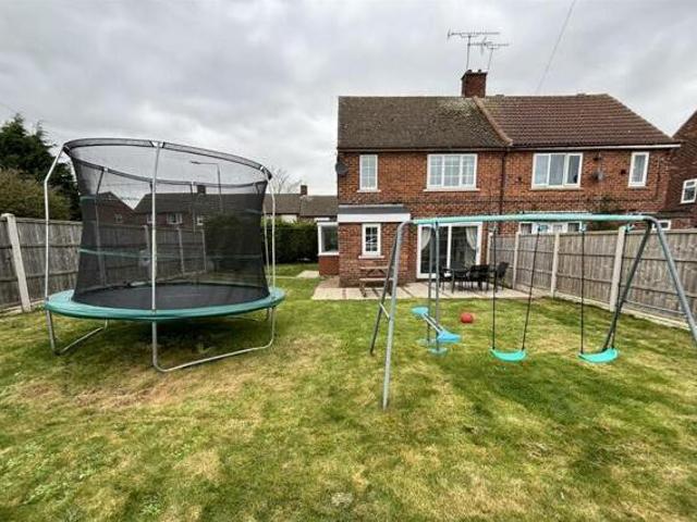 2 Bedroom Semi detached House For Sale In Carlton in lindrick