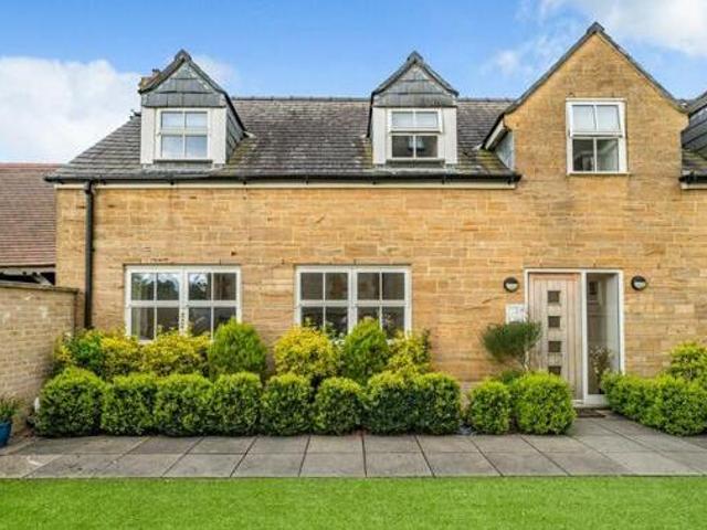 2 Bedroom Semi detached House For Sale In Castle Cary