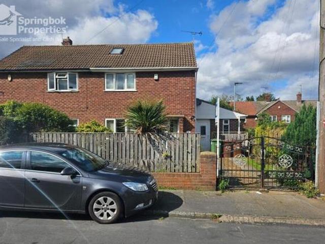 2 Bedroom Semi detached House For Sale In Castleford
