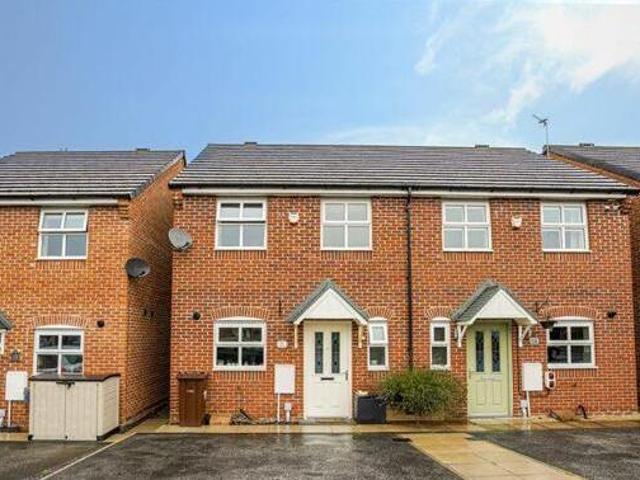 2 Bedroom Semi detached House For Sale In Castleford