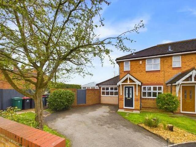 2 Bedroom Semi detached House For Sale In Chester, Cheshire