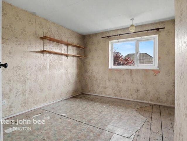 2 bedroom semi detached house for sale in Chilworth Grove, Stoke On Trent, ST3