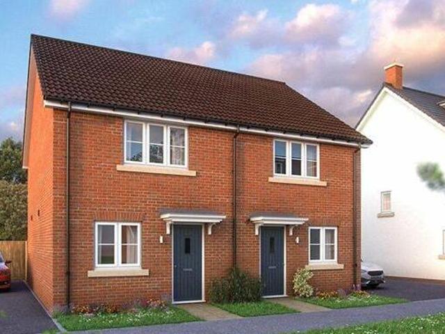 2 Bedroom Semi detached House For Sale In Comeytrowe, Taunton