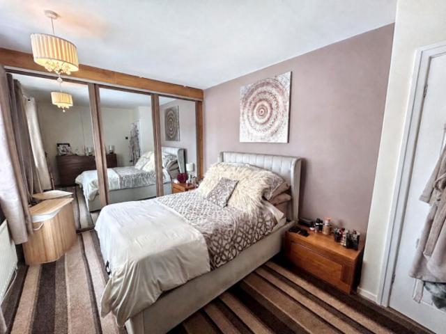 2 bedroom semi detached house for sale in Clousden Drive, Forest Hall, Newcastle upon Tyne, and Wear, NE12 9DS, NE12