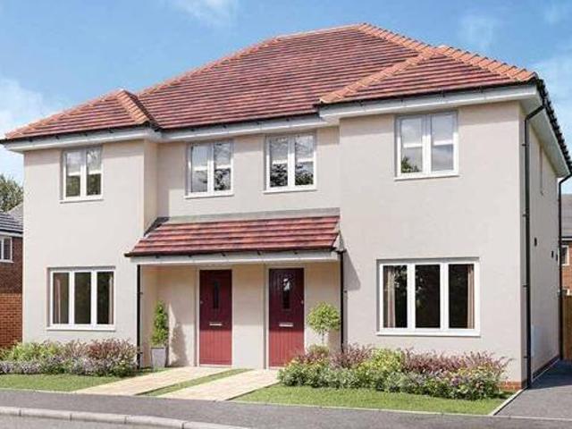 2 Bedroom Semi detached House For Sale In Clacton on sea, Essex