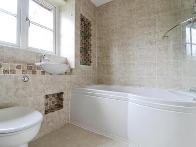 2 bedroom semi detached house for sale in Cleves Avenue, Brentwood, CM14