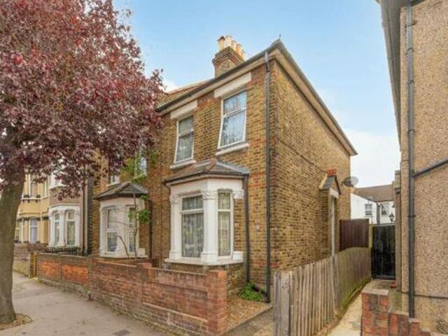 2 Bedroom Semi detached House For Sale In Croydon