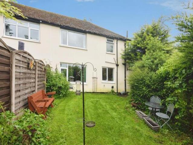 2 bedroom semi detached house for sale in Cranmer Bank, Leeds, LS17