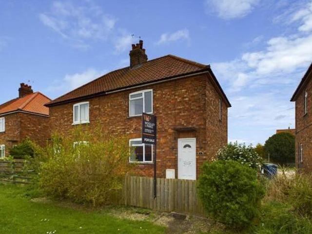 2 Bedroom Semi detached House For Sale In Cranswick