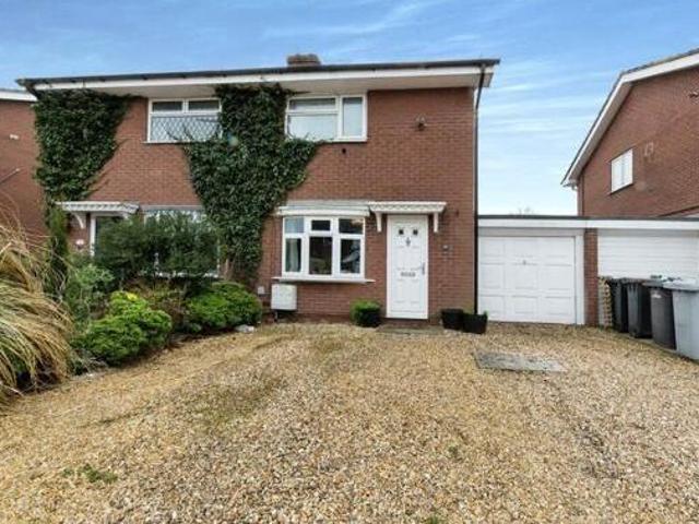 2 Bedroom Semi detached House For Sale In Crewe, Cheshire