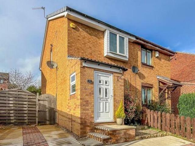 2 Bedroom Semi detached House For Sale In Crigglestone