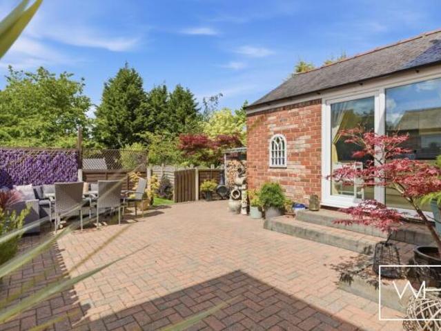 2 bedroom semi detached house for sale in Cusworth, Doncaster, DN5