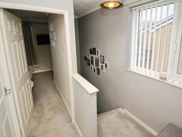 2 bedroom semi detached house for sale in Dalley Close, Syston, LE7