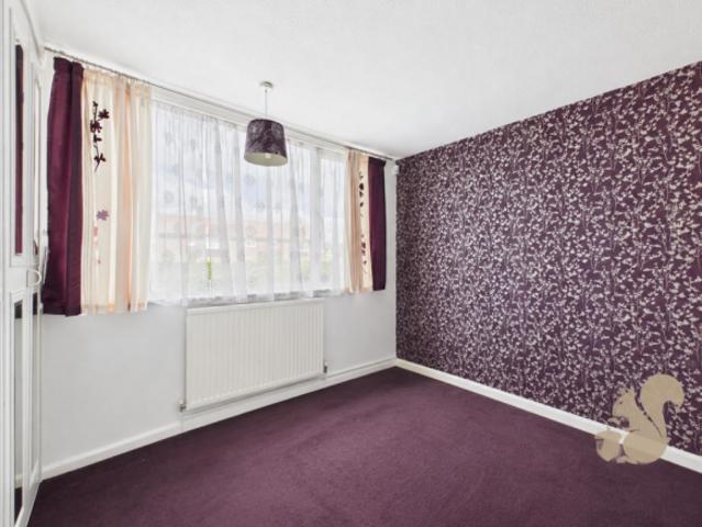 2 bedroom semi detached house for sale in Dawnbrook Close, Ipswich, IP2
