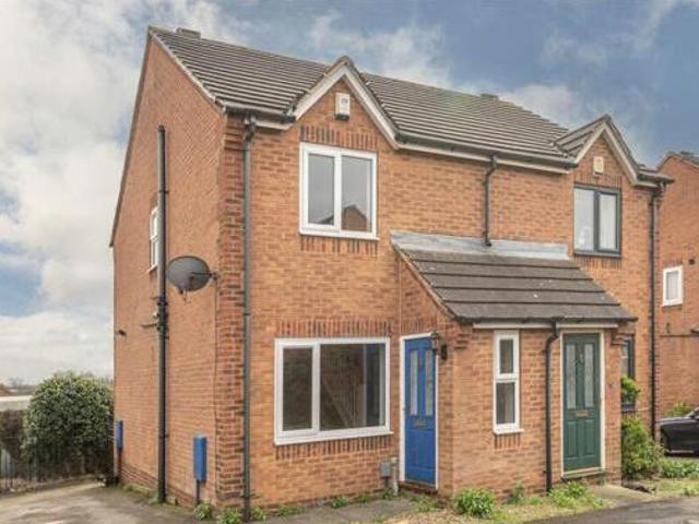 2 Bedroom Semi detached House For Sale In Dewsbury, West Yorkshire