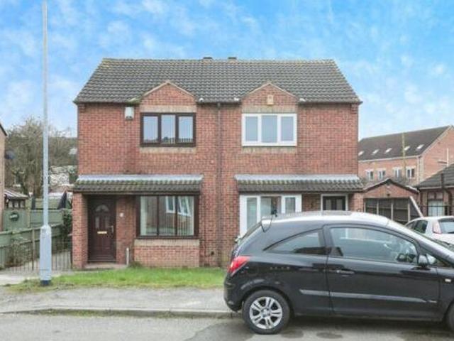 2 Bedroom Semi detached House For Sale In Dinnington, Sheffield