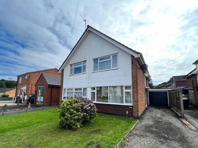 2 Bedroom Semi detached House For Sale In Dudley, West Midlands