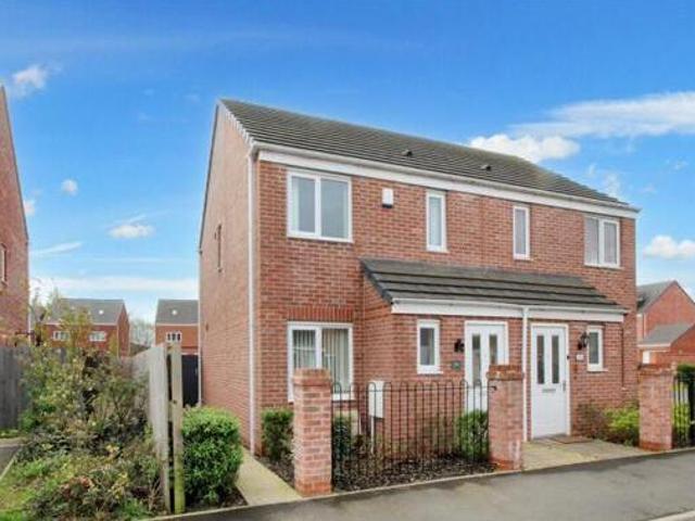 2 Bedroom Semi detached House For Sale In Ettingshall, Wolverhampton