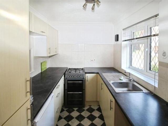 2 bedroom semi detached house for sale in Exeter Close, Basingstoke, Hampshire, RG22
