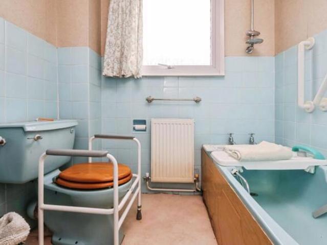 2 bedroom semi detached house for sale in Eymore Close, Birmingham, West Midlands, B29