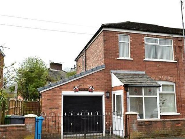 2 Bedroom Semi detached House For Sale In Failsworth