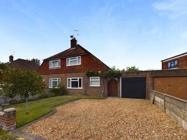 2 Bedroom Semi detached House For Sale In Farnham, Surrey