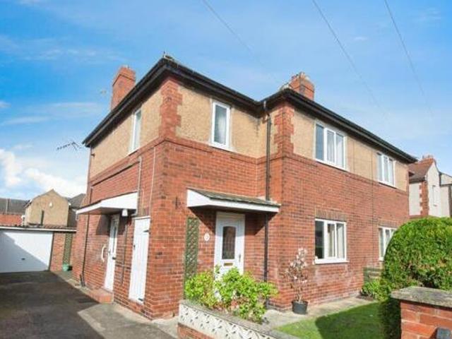 2 Bedroom Semi detached House For Sale In Featherstone