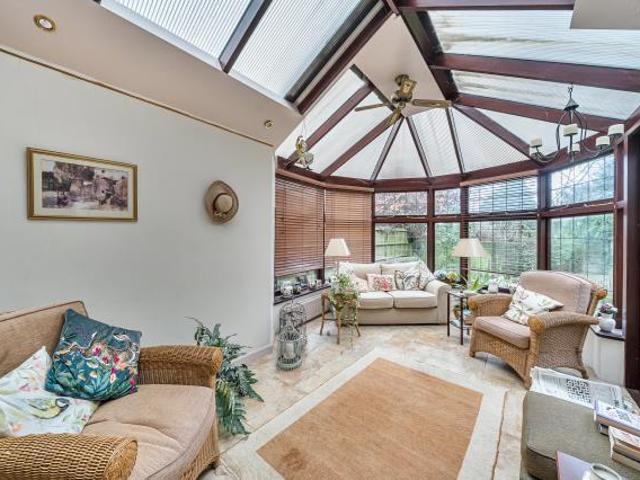 2 bedroom semi detached house for sale in Feilden Grove, Oxford, OX3