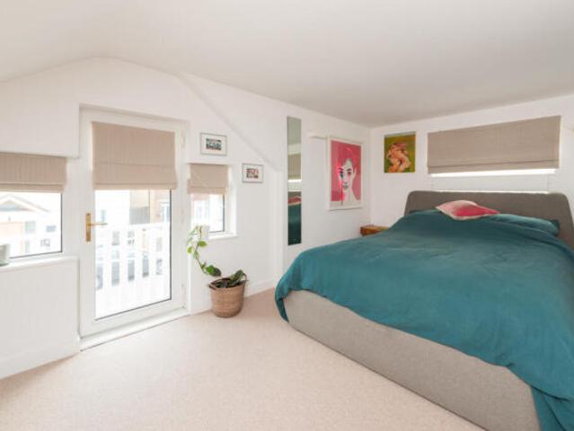 2 bedroom semi detached house for sale in Fitzroy Road, Whitstable, CT5