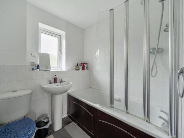 2 bedroom semi detached house for sale in Fogwell Road, Oxford, OX2